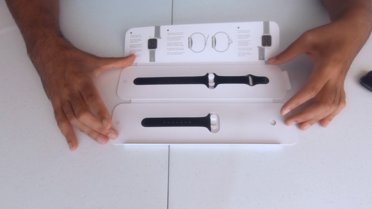 Apple Watch SE Unboxing + Set-Up - YouTube
