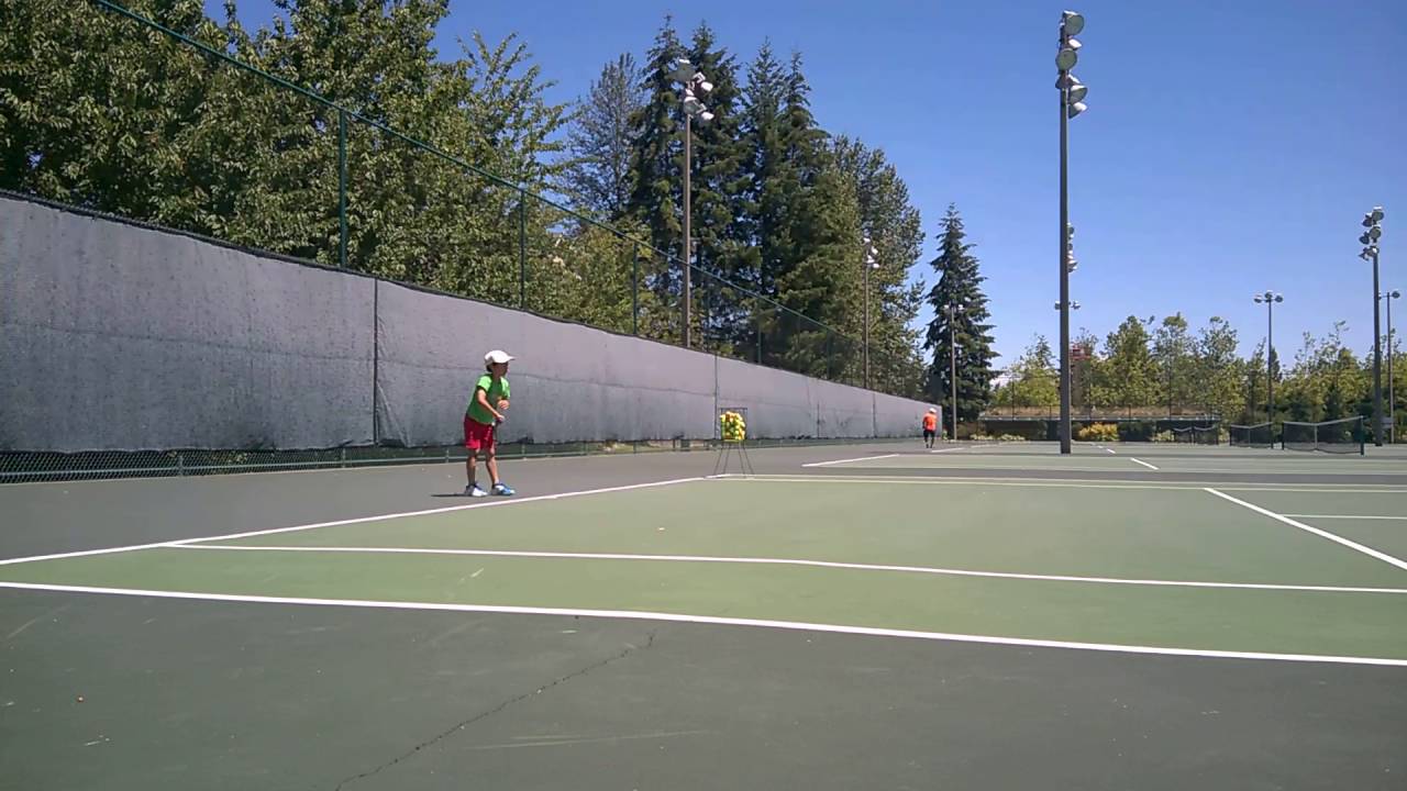 Safir playing Tennis at age 6 and half - YouTube