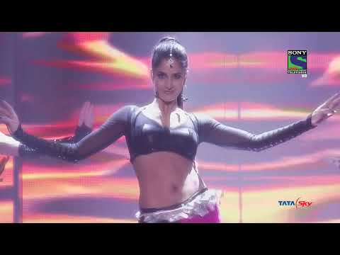 Katrina Kaif Belly Dance | Filmfare Awards -- رقص شرقي كاترينا كيف_  أغنية ماشاء اللّه