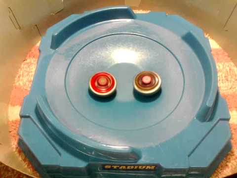 Beyblade Dark Gasher/Cancer CH120FS vs Dark Wolf DF145FS - YouTube
