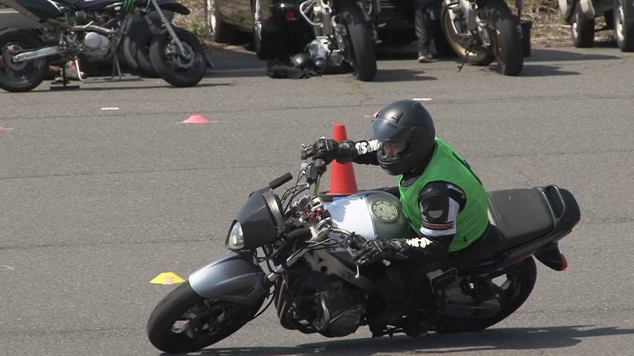 2017 4 30 TRY GYMKHANA D 6 Qちゃむ 選手 CBR600F heat 2 - YouTube