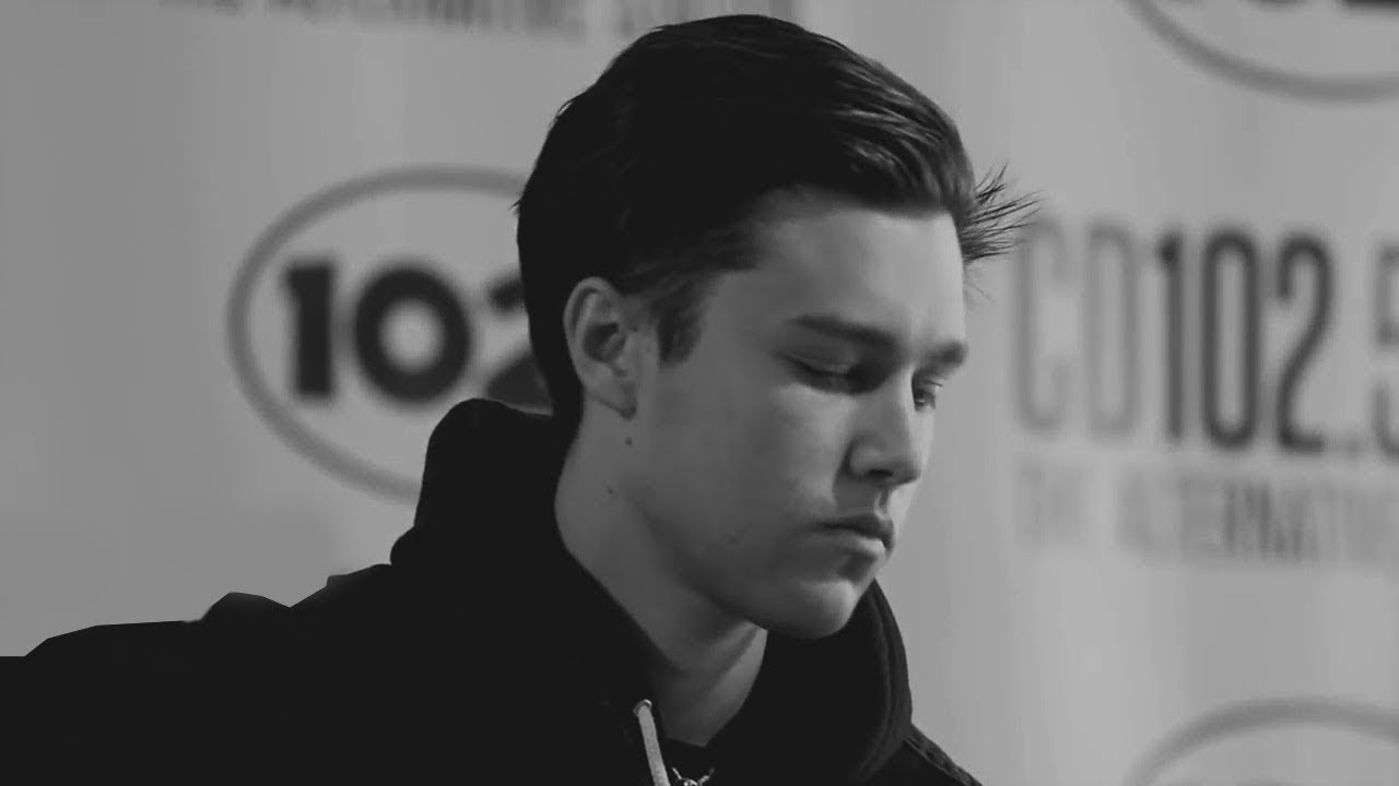 The Neighbourhood - Sweater Weather (Acoustic Live) - YouTube