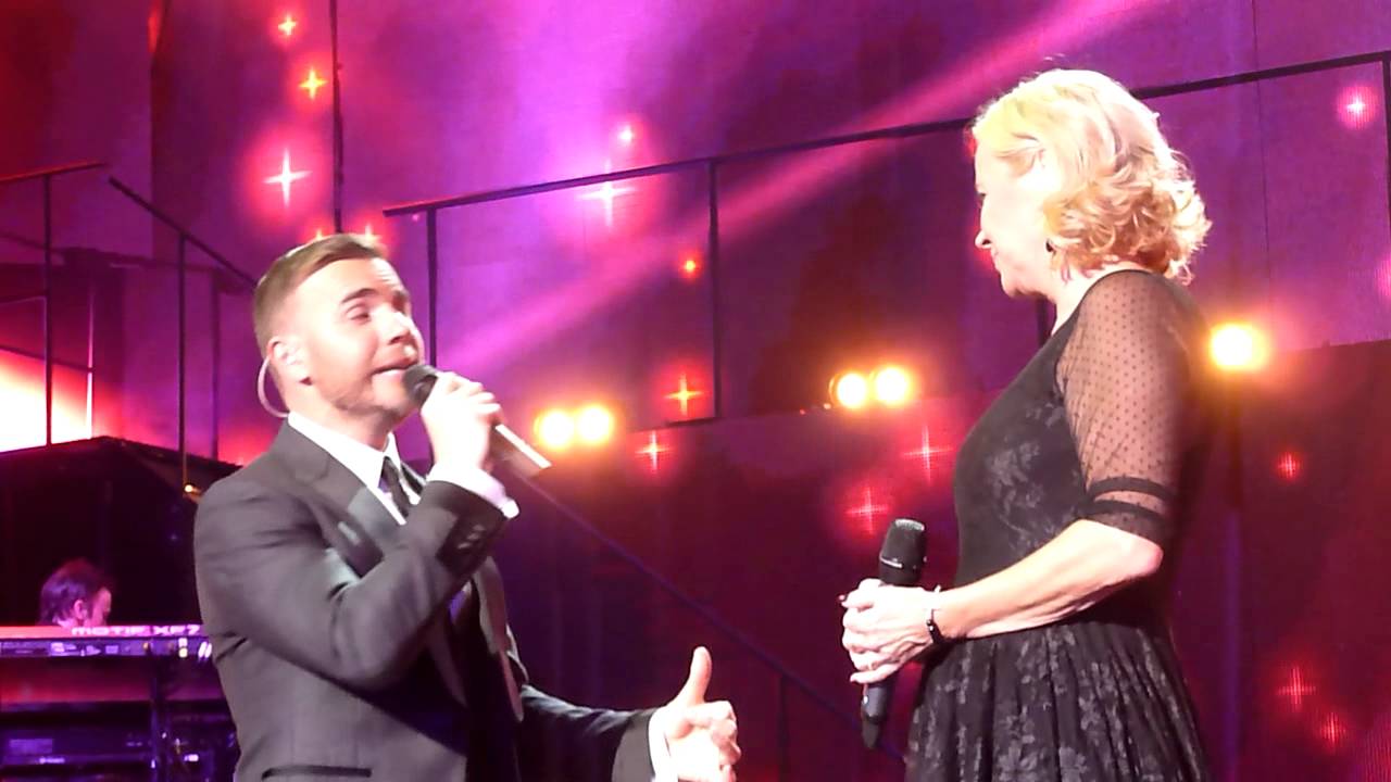 Gary Barlow & Agnetha Fältskog - I Should Have Followed You Home (Live ...