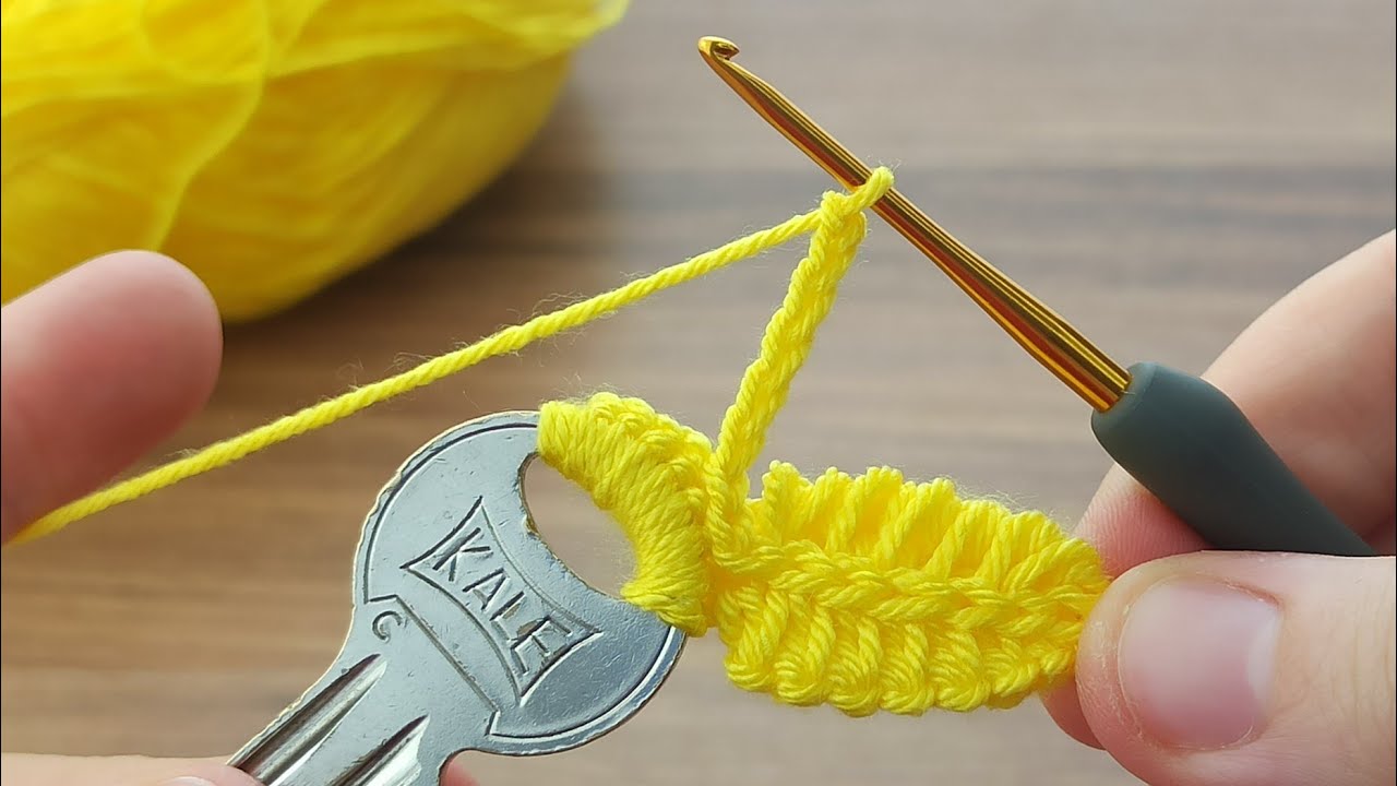 wow I prepared a wonderful model crocheted on the key #crochet #diy ...