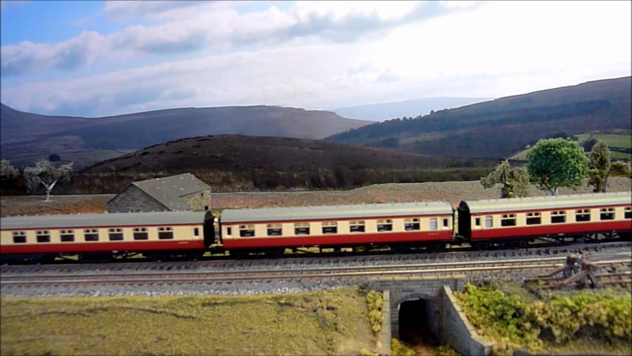 Batty Moor (Blea Moor) 'N' Gauge Model Railway Layout. - YouTube