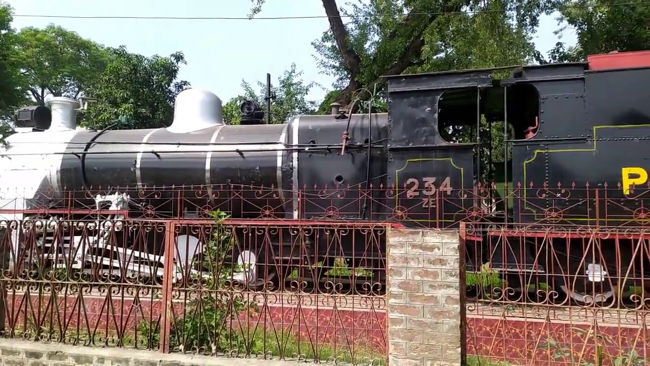 Railway engine Mughalpura Lahore!Pakistan railway videos!Pakistan train ...