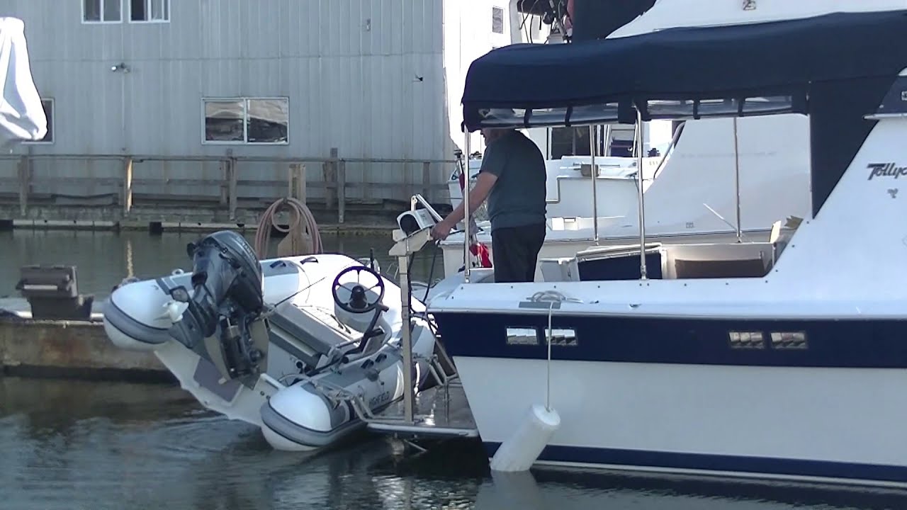 Raising a Dinghy with Sea Wise Electric Davit System - YouTube