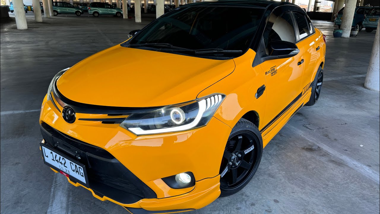 VIOS LIMO TRD Kuning bumblebee : Blue Bird Taxi Surabaya - YouTube