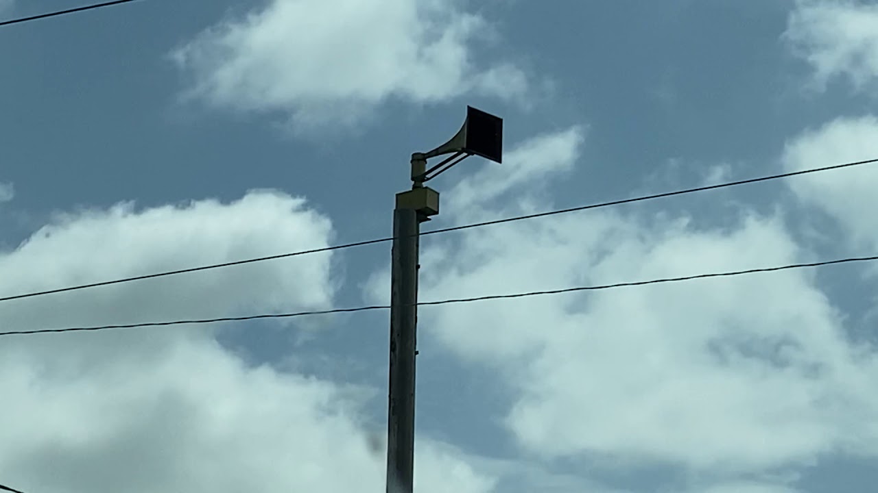 Federal Signal Jailbar Thunderbolt 1000 siren test - Wichita,KS 6/29/20 ...