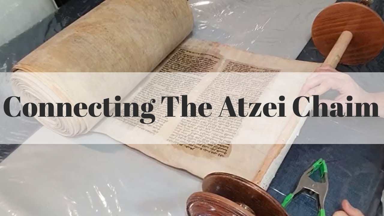 How to Sew the Atzei Chaim to the Sefer Torah? - YouTube