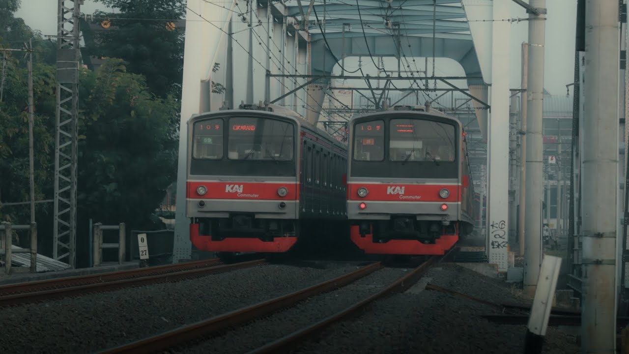 Daop 1 Jakarta Train Journey - YouTube