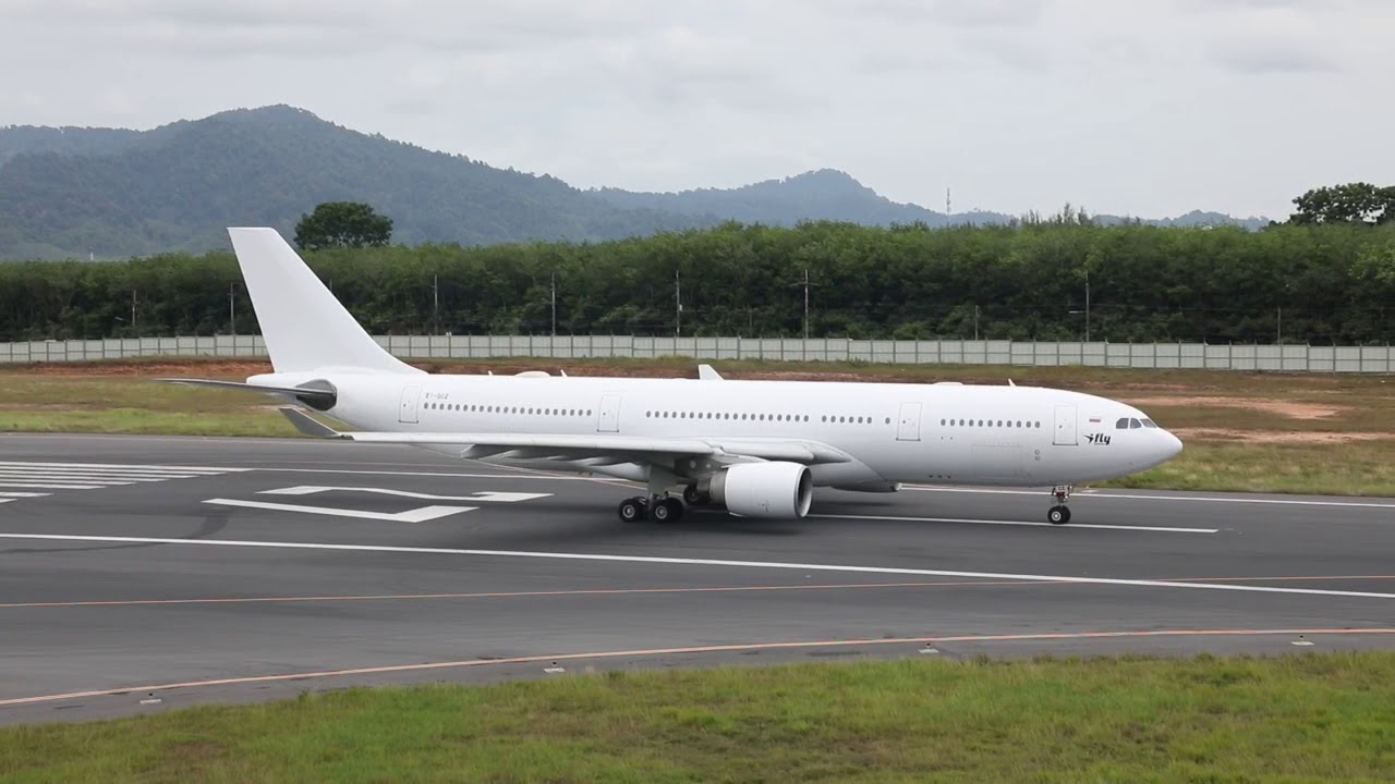 A330 Ifly - YouTube