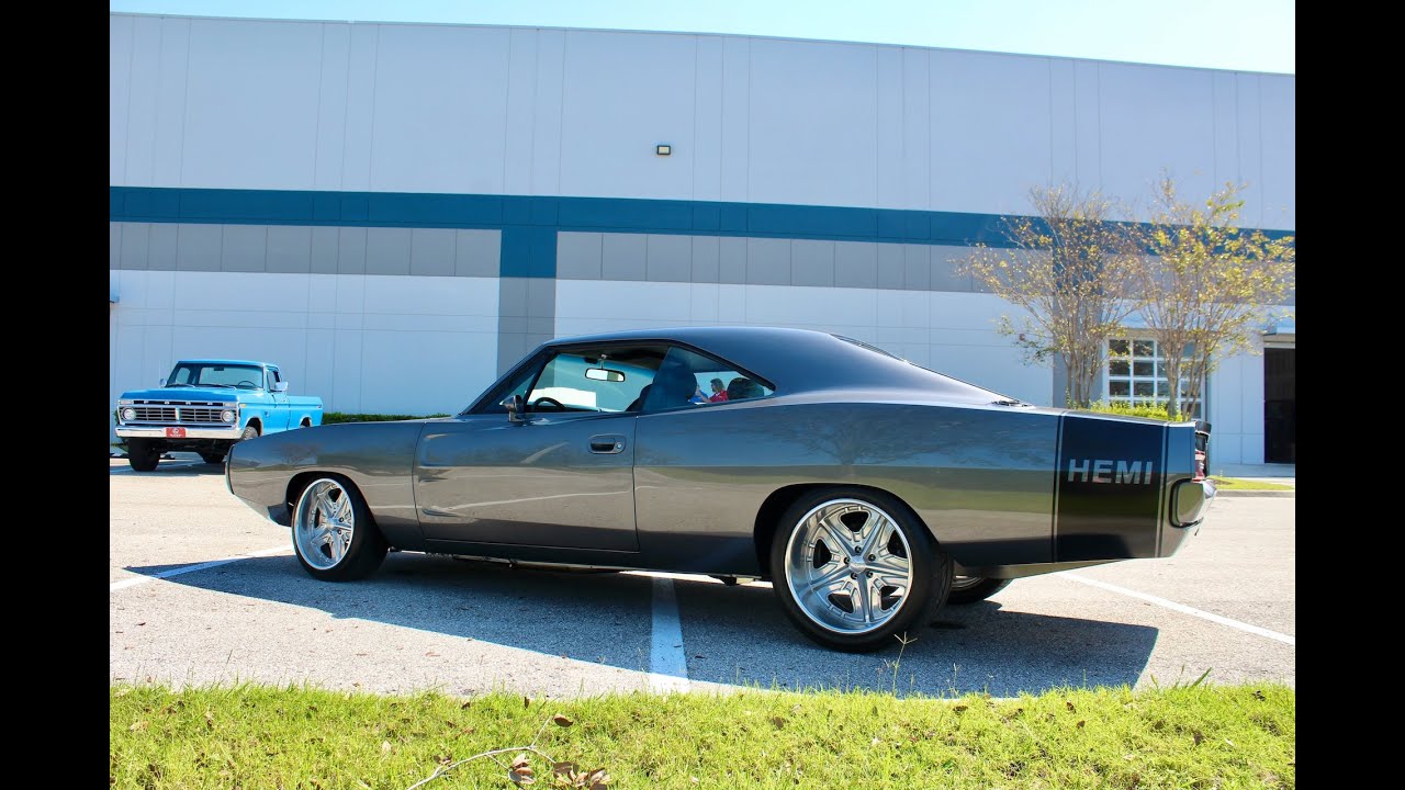1970 Dodge Charger Resto-Mod – 6.4L HEMI, 5-Speed, Fully Customized ...