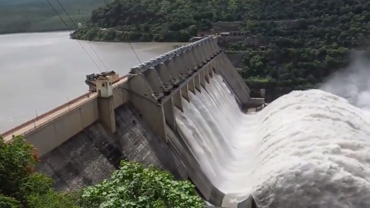 Amazing water fall || most Emergency water discharge || Dam collapse ...