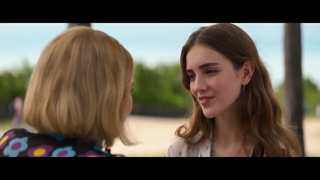 Do Revenge / Kiss Scenes — Eleanor and Gabbi (Maya Hawke and Talia ...