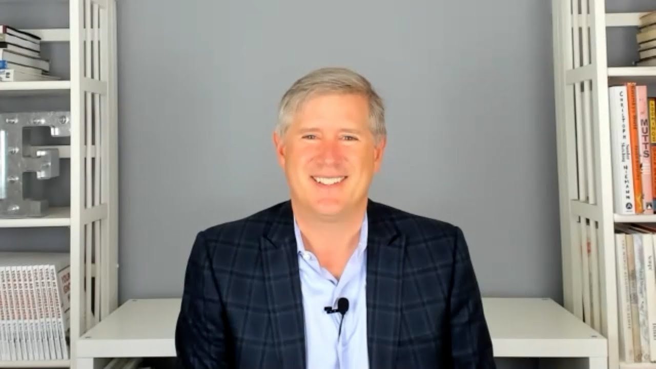 Connecta Talk mit Tom Fishburne - YouTube