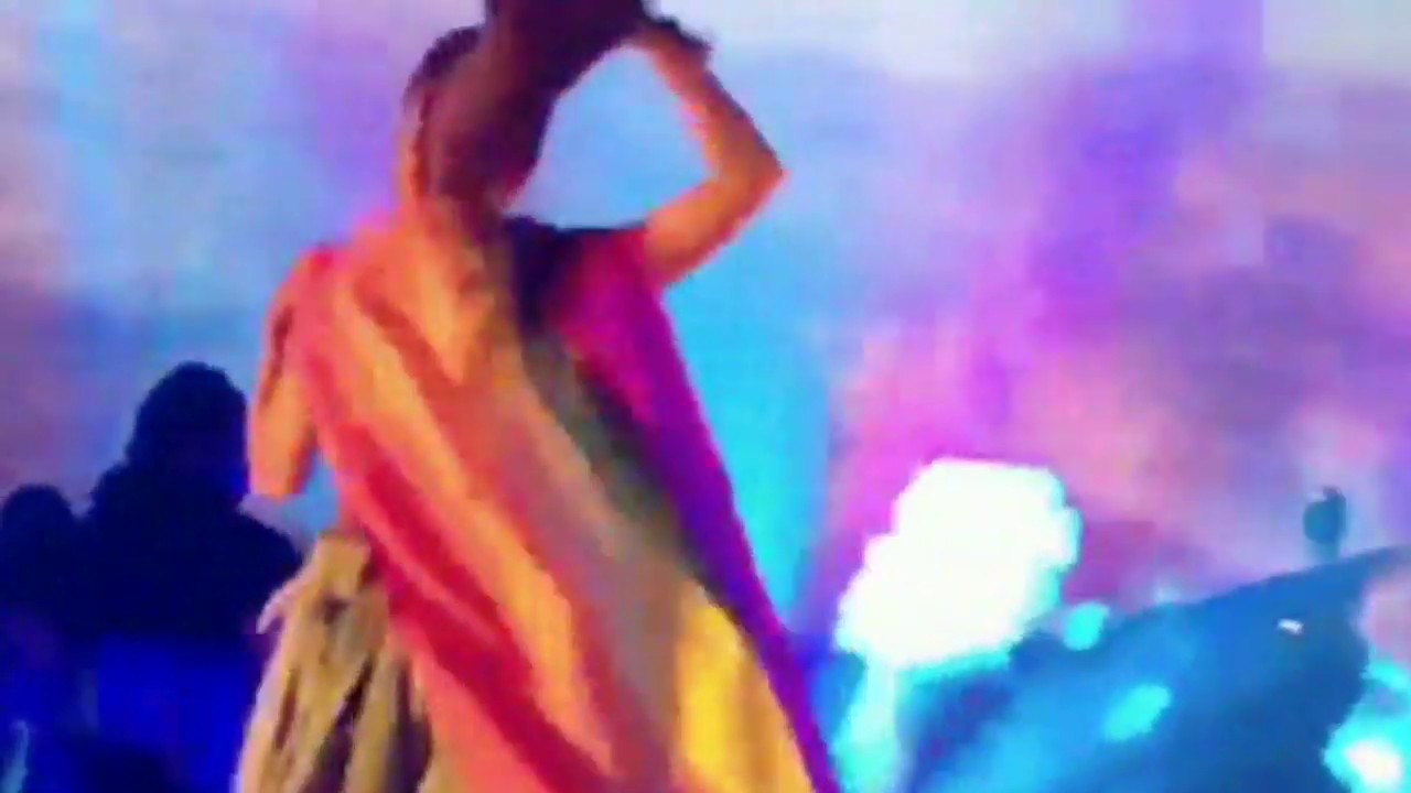 Ariana Grande bisexual Moments - YouTube