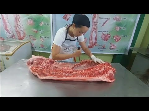 LADY BUTCHER / DEBONER / MEAT CUTTER : JEAN BARCELONA MOLINA