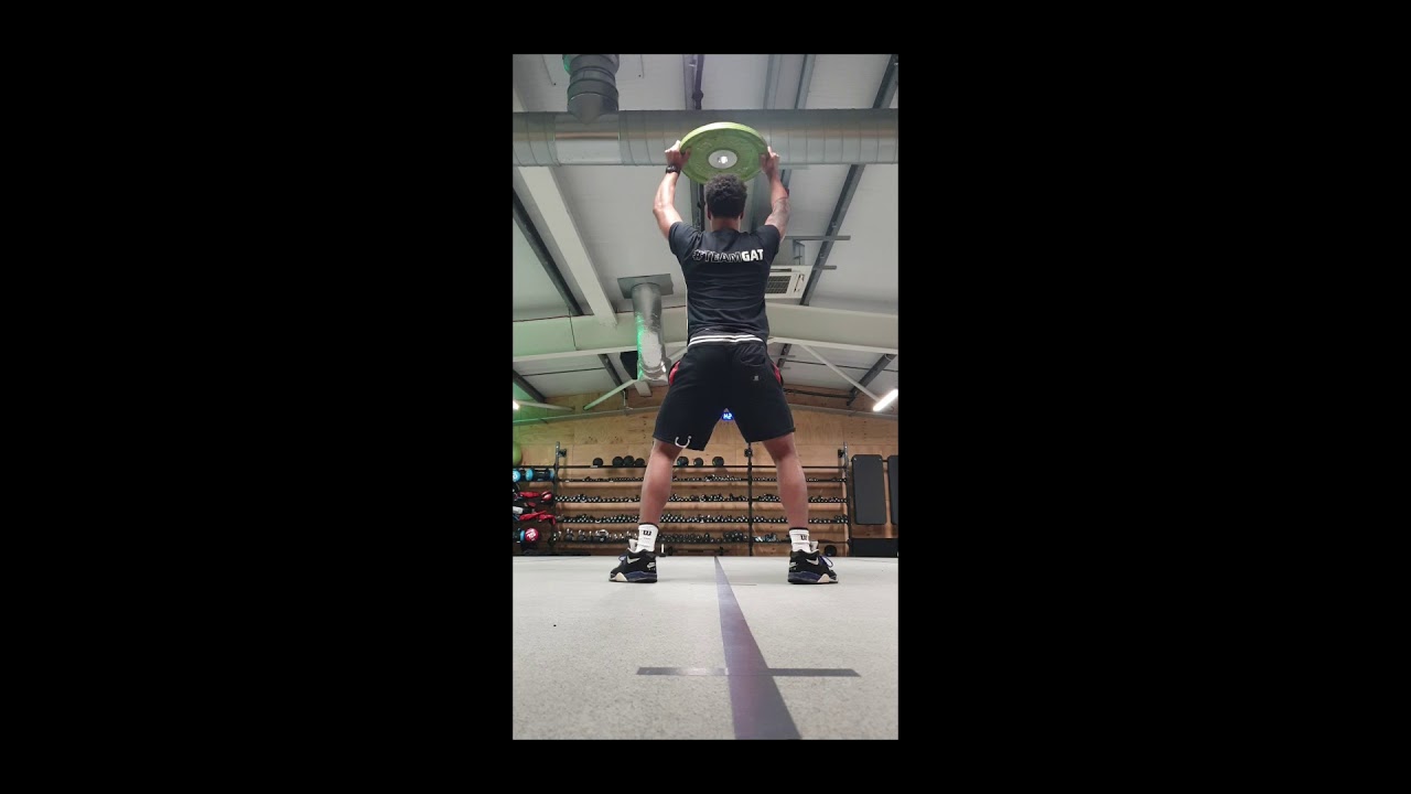 Squat Plate Over Head - YouTube