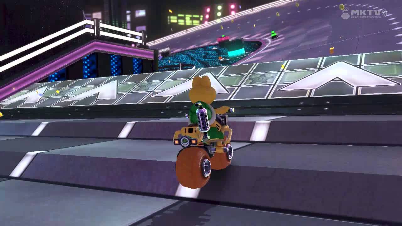 Wii U - Mario Kart 8 - Electrodrome - YouTube