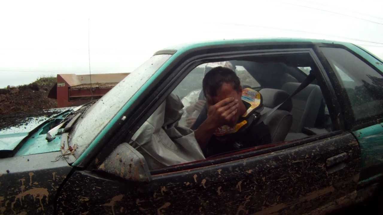 ford mustang jump CRASH - YouTube