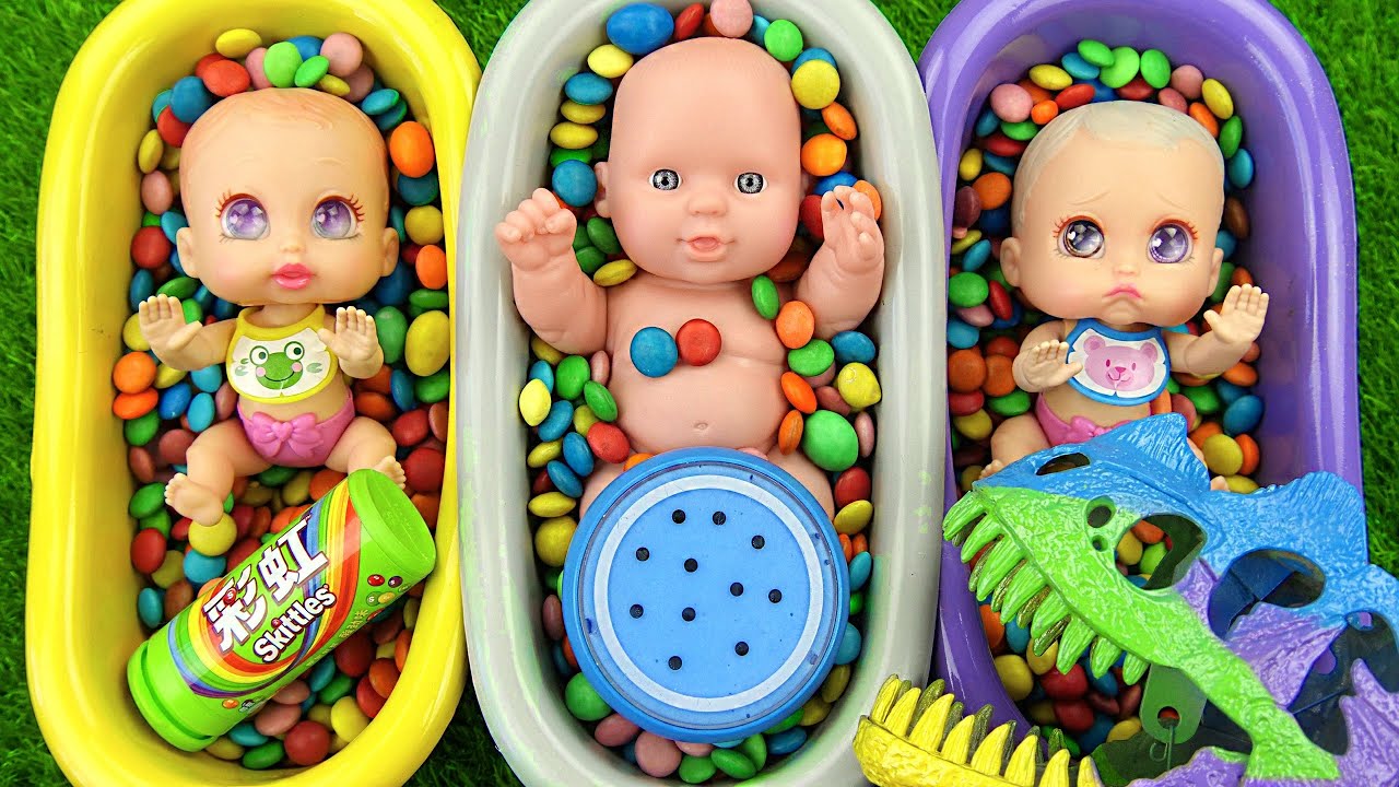 Yummy Dolls From Mixing All M&M'S Candy IN Three Magic Bathtubs ...