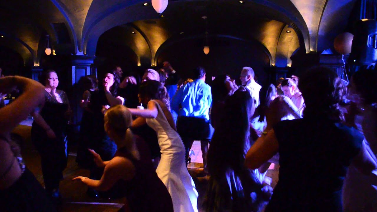 Wedding Dancing to "Get Low" by Lil Jon & The Eastside Boyz - YouTube