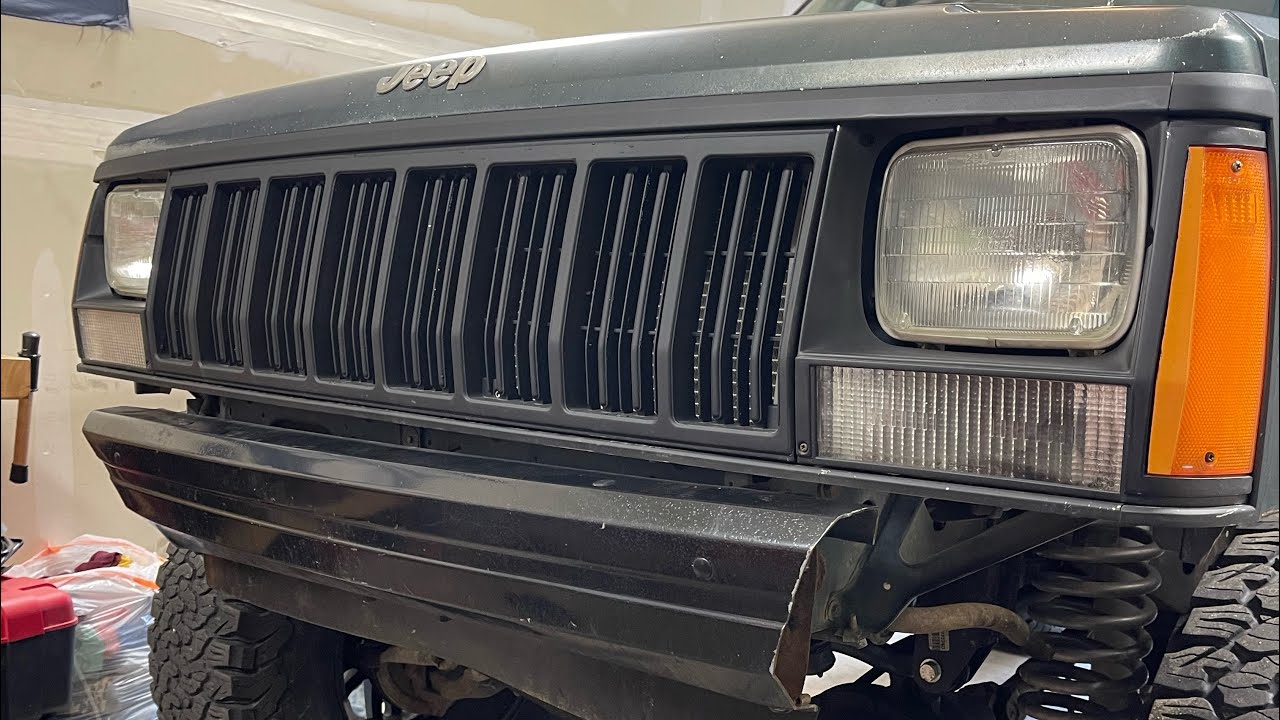 Putting a new grill on a Jeep Cherokee XJ - YouTube