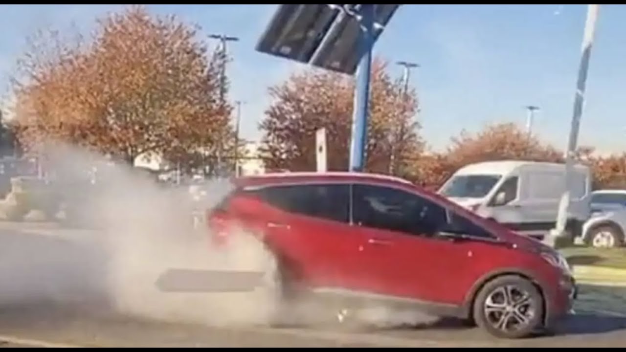 Chevy Bolt EV: ANOTHER Bolt EV FIRE?????? - 6’ Networks, LLC - YouTube