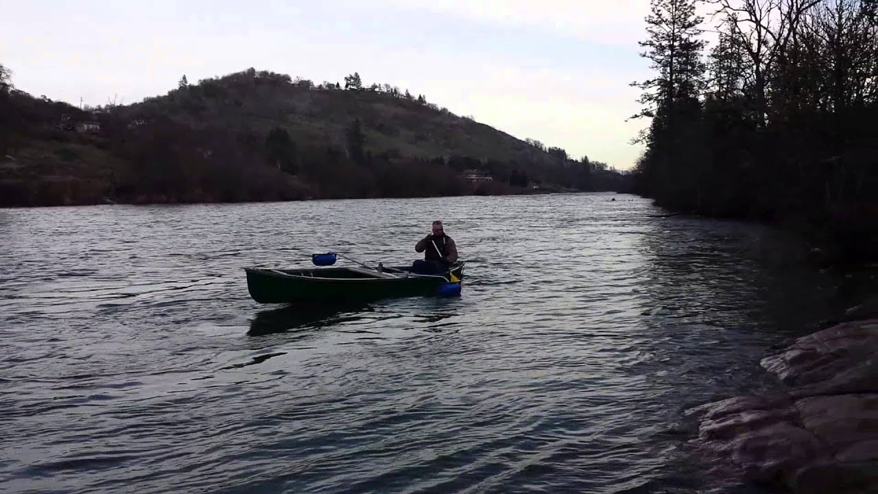 Rogue River canoe outrigger test(2) - YouTube