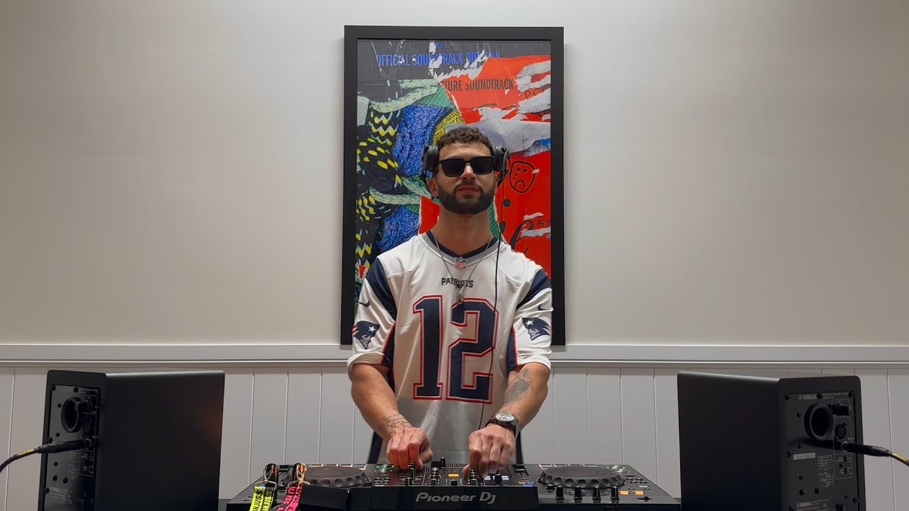 house music still kickin' // dj set - YouTube