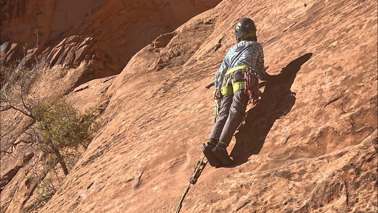 Peter’s lead on Wall Street - Moab - YouTube