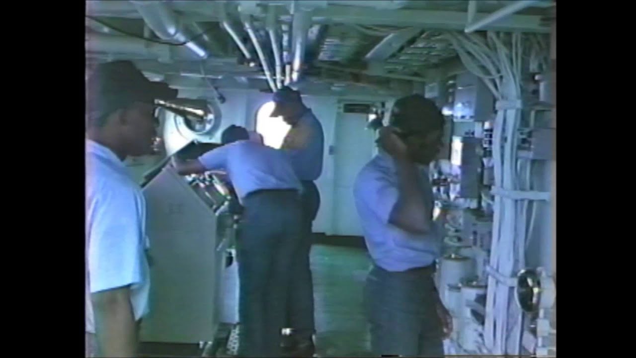 USS Alamo (LSD-33) Longer Walkabout the ship - 1985 - YouTube