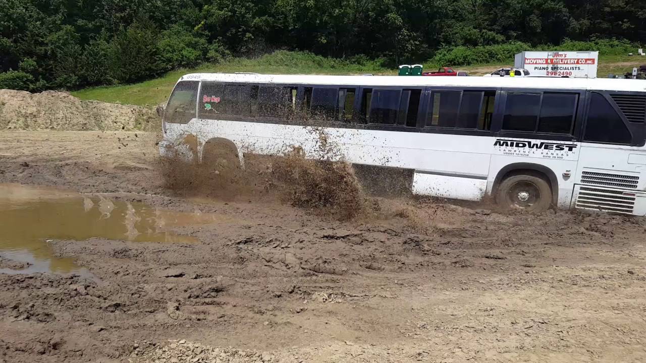 Nova RTS bus in the mud 2 - YouTube