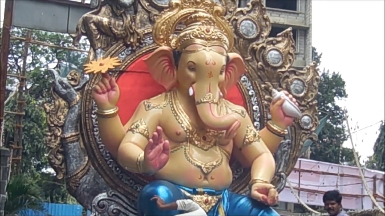 MULUND CHA RAJA ॥ मुलुंडचा राजा ॥ 2015 आगमनाची - YouTube