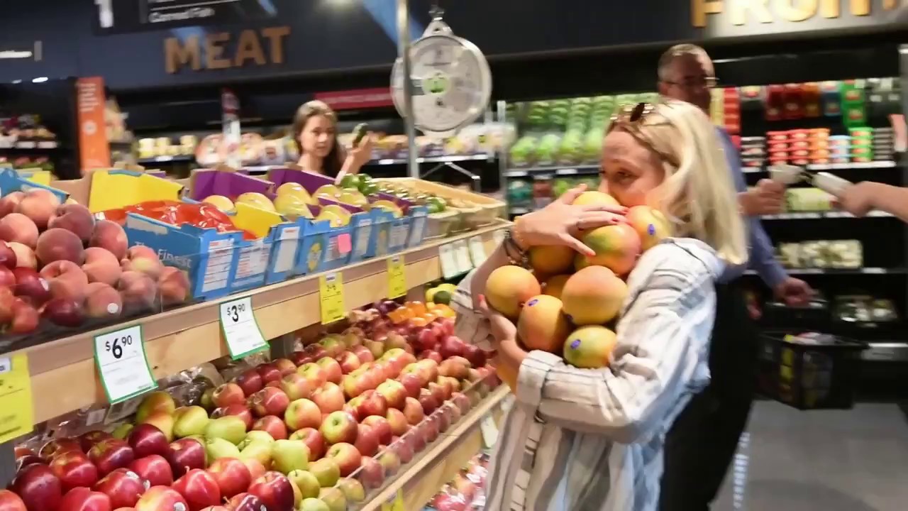 Because Mannequins Shop Too....#MannequinChallenge | Woolworths - YouTube