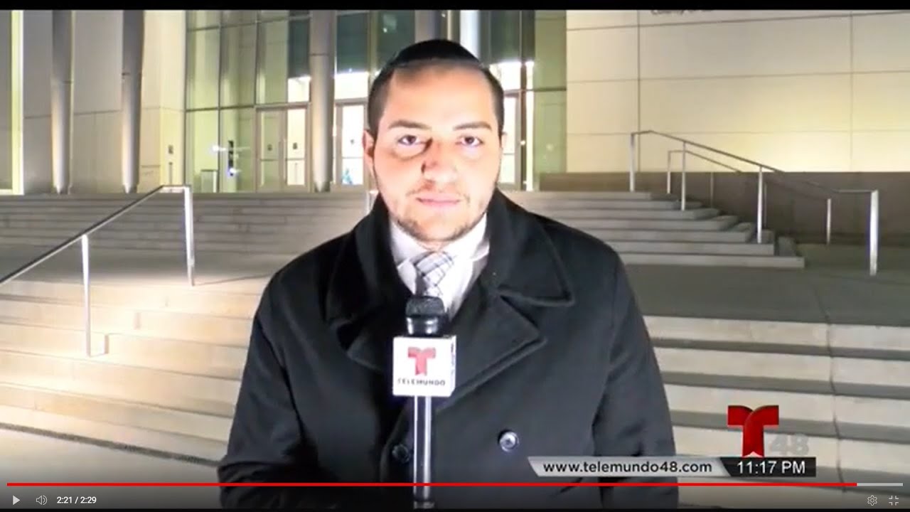 Abogada Estafadora | Noticiero Telemundo 48 | Matthew Godinez - YouTube