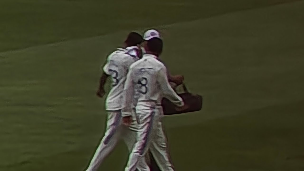 Live from. Gabba - Siraj injury update - Team India picked up 3 wickets ...