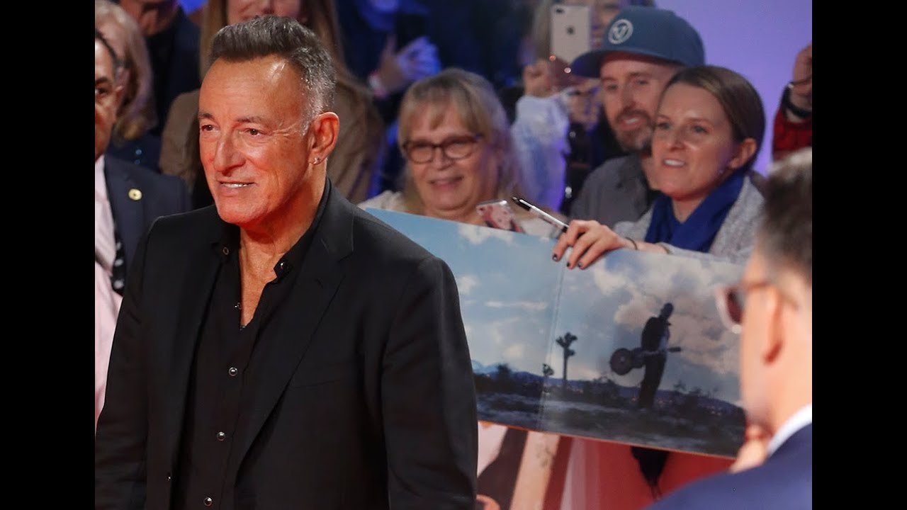 THE BOSS IN TORONTO: Bruce Springsteen Western Stars red carpet - YouTube