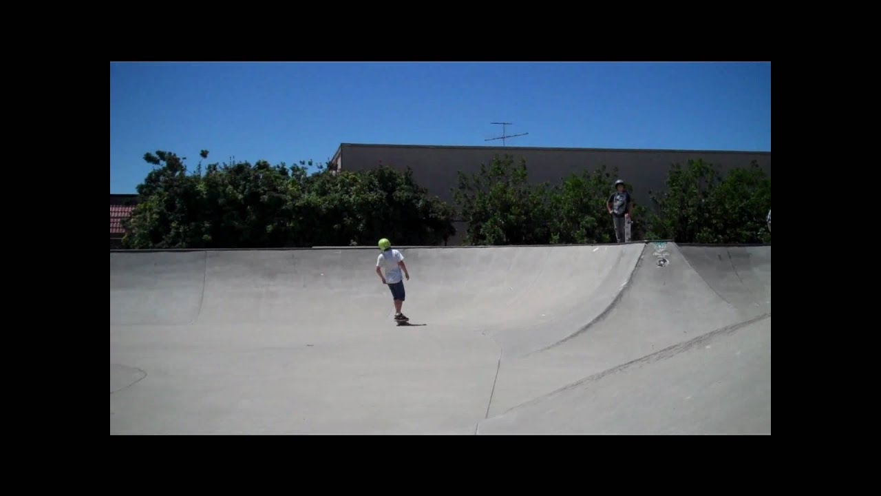 Kickflip volcano at grover beach skatepark - YouTube