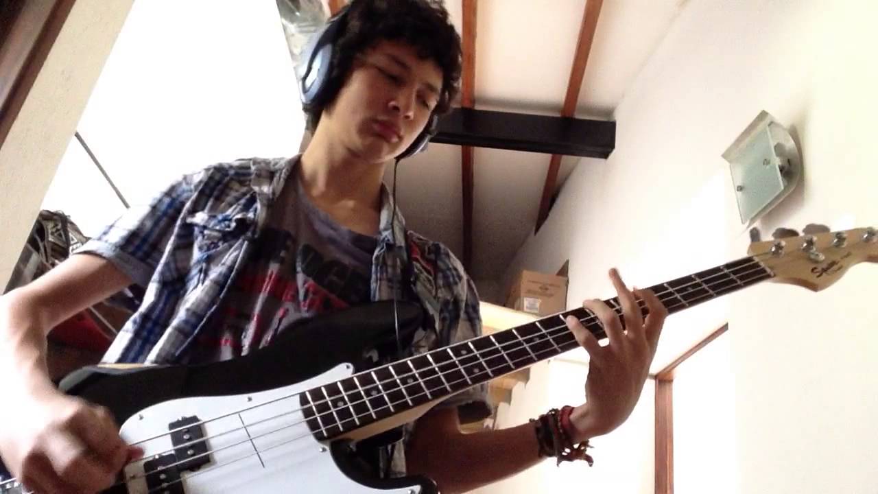 Peace sells bass cover - YouTube