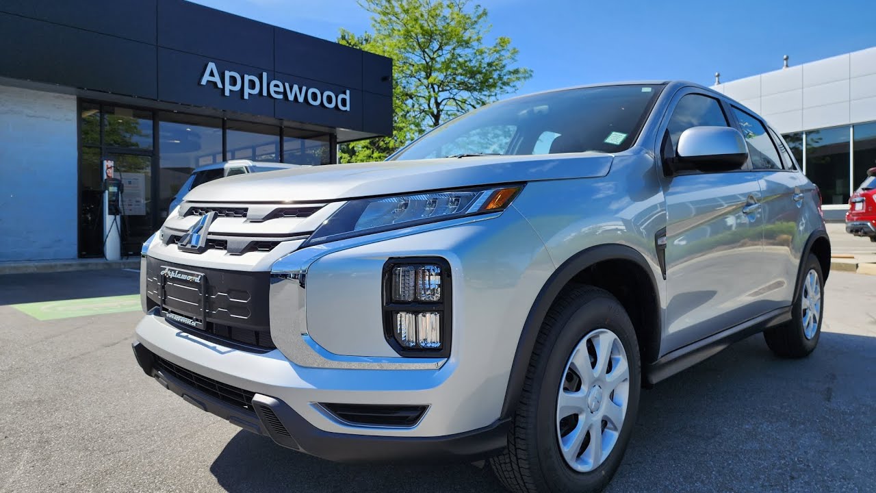 2023 Mitsubishi RVR ES AWC Walk Around - YouTube