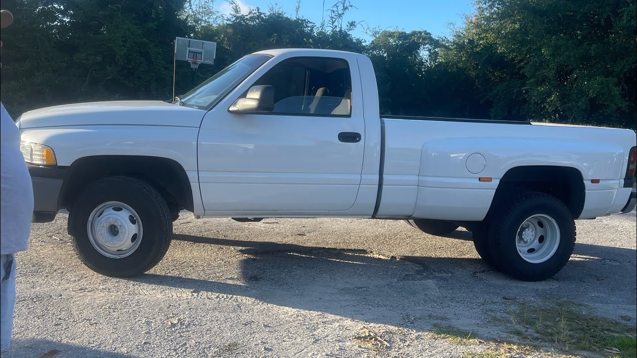 Compre esta troka dodge diesel doble rodado - YouTube