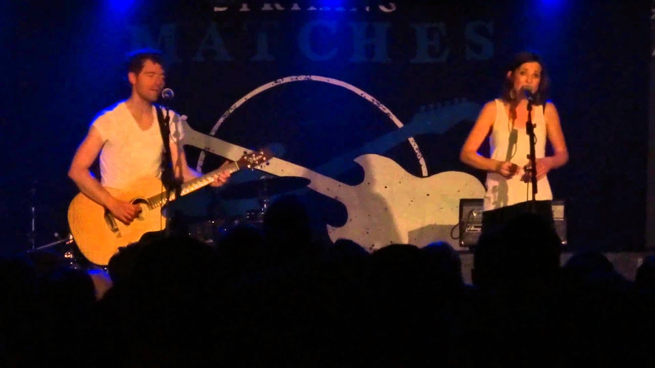 Striking Matches - "When The Right One Comes Along" (Live, Glasgow ...