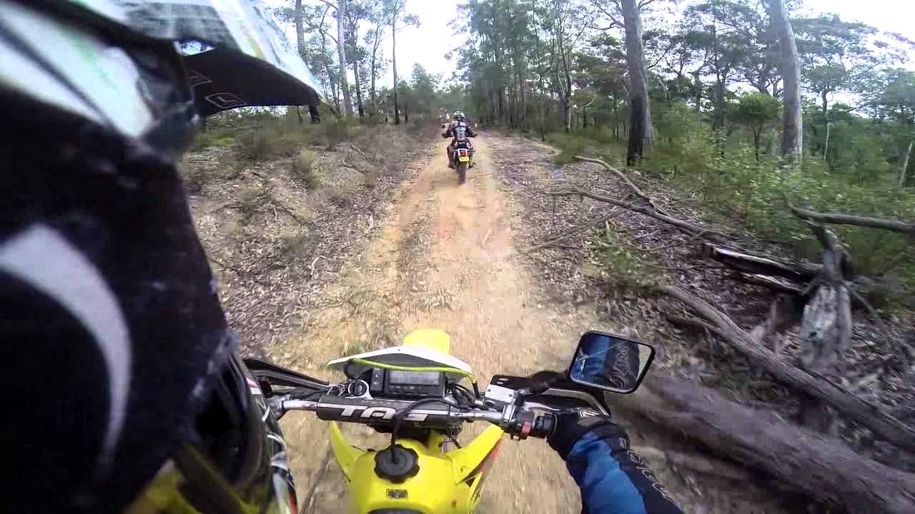 Me dirtbike bush tracks south coast yamaha - YouTube