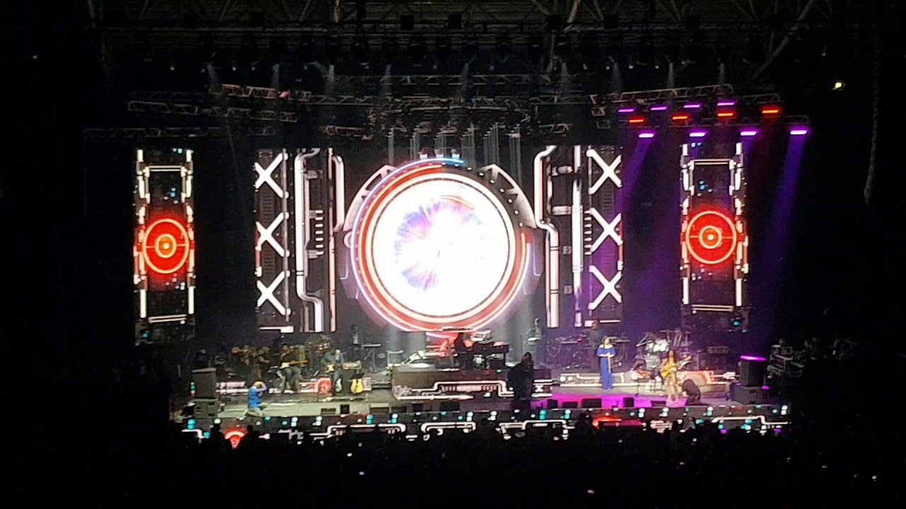 A R Rahman concert Melbourne - Muqabla - YouTube