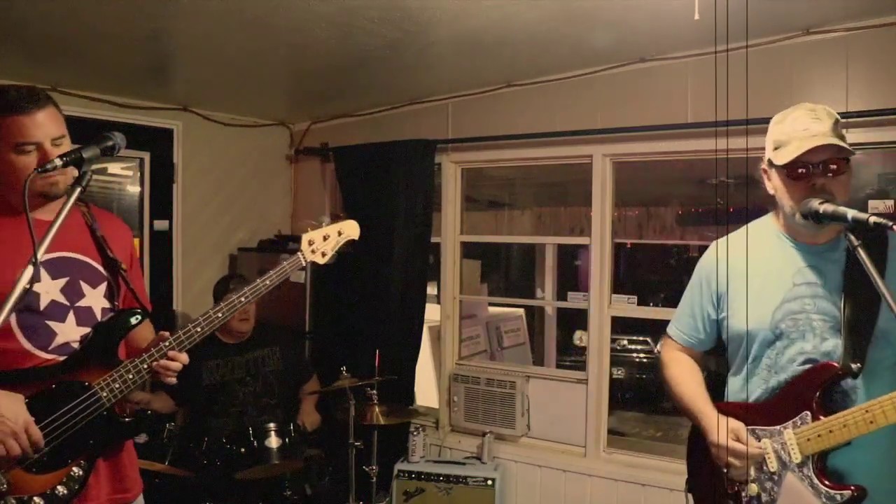 Sawbonez ~ LIVE Part 3 Junebug Boogie's Scooter's Bar - YouTube