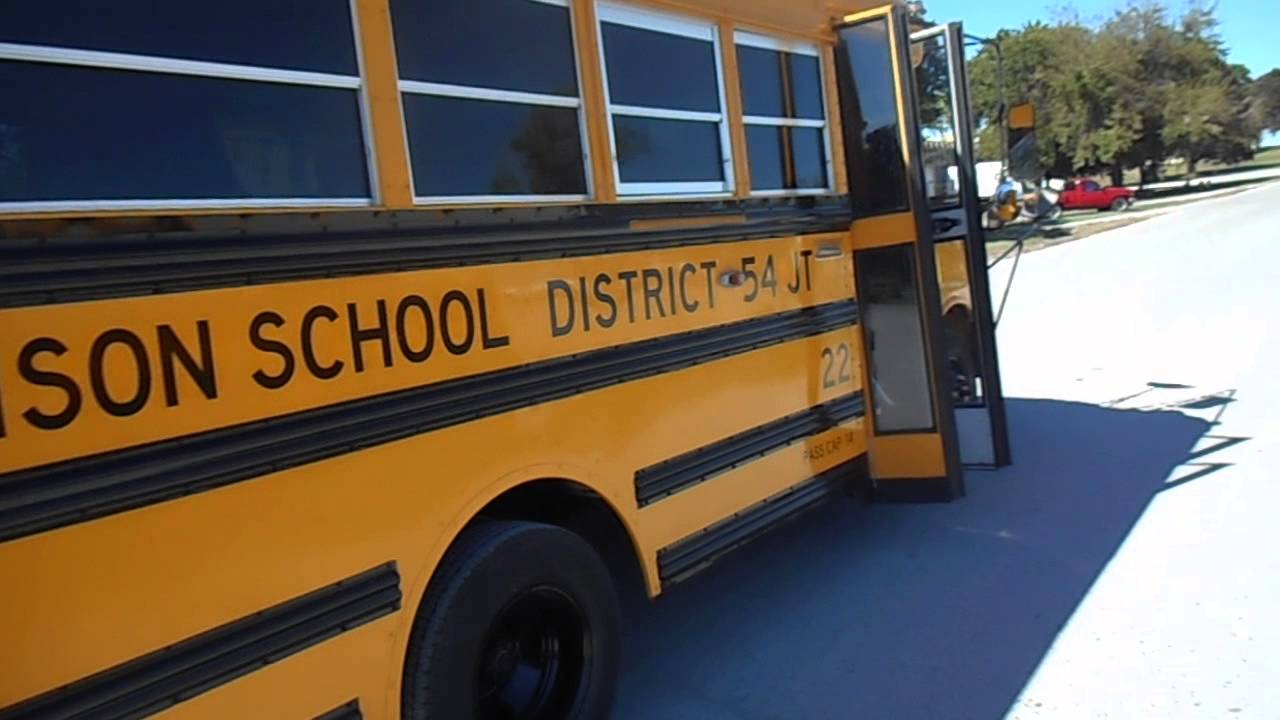 2006 GMC Thomas 14 Passenger Mini Bus - YouTube