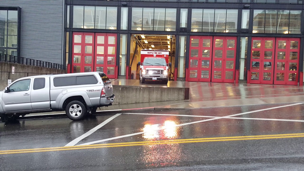Seattle Fire Aid 5 Responding x2 - YouTube