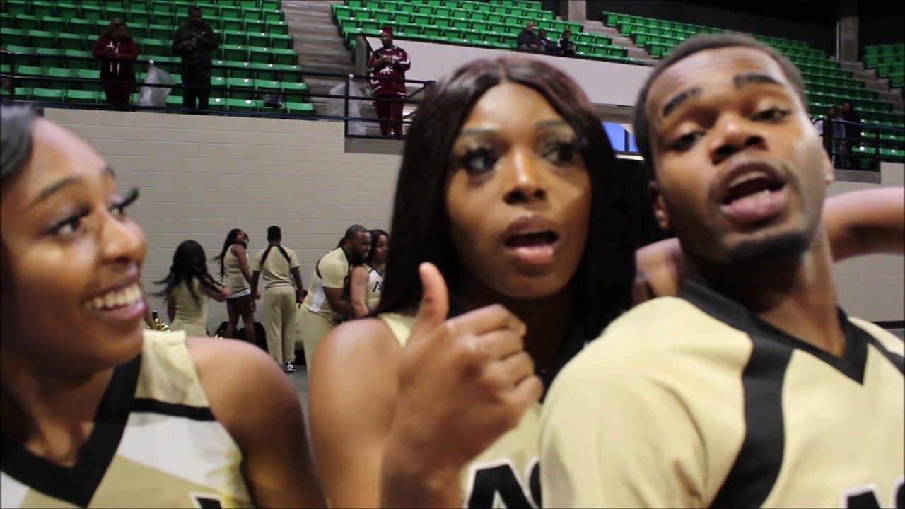 Alabama State University Cheerleaders - YouTube